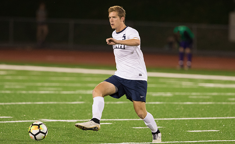 Why did UNH center back Josh Bauer bypass the 2020 MLS SuperDraft?